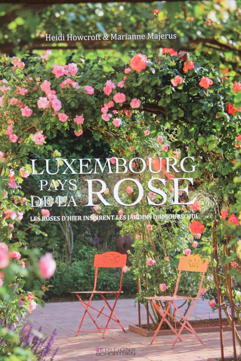 Un nouveau livre sur les roses et les jardins d’aujourd’hui - Jardins ...